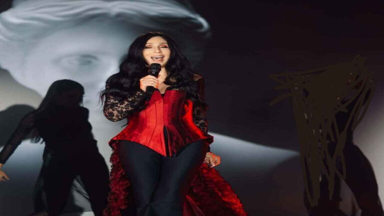 Cher Age, Height, Weight, Boyfriend, Net Worth 2025 - Discover Aajivan ...